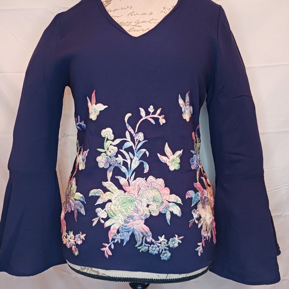 Karen Kane | Tops | Karen Kane Floral Embroidered Blue Flare Sleeve ...